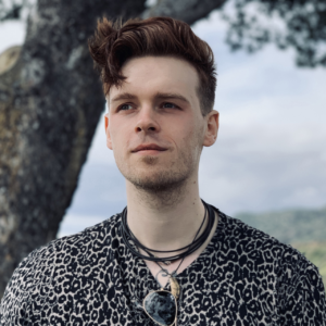 Sebastian Starke – Clash Of Realities